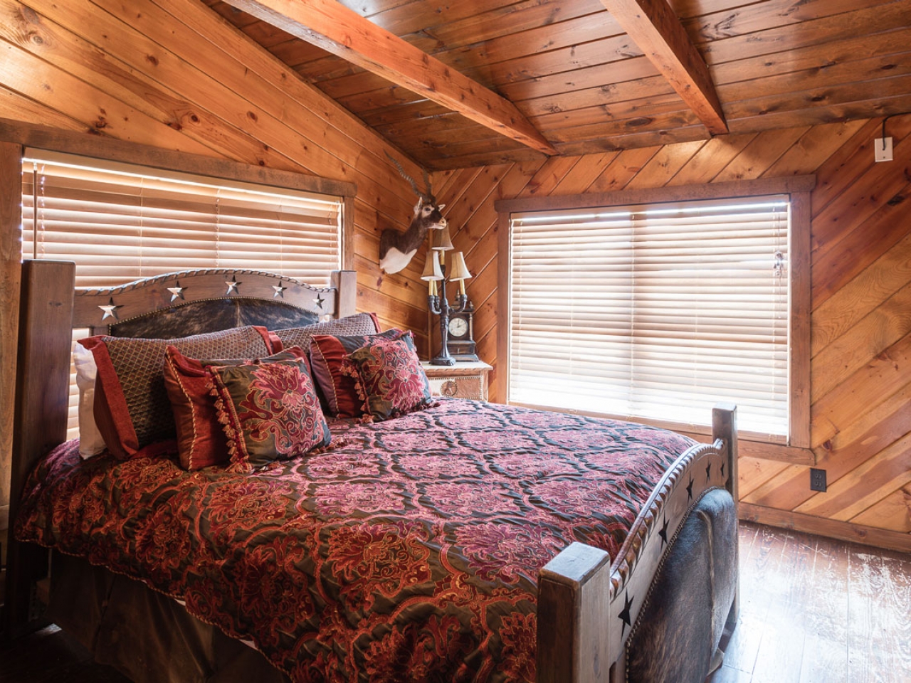 The Maverick - Medina River Ranch Resort